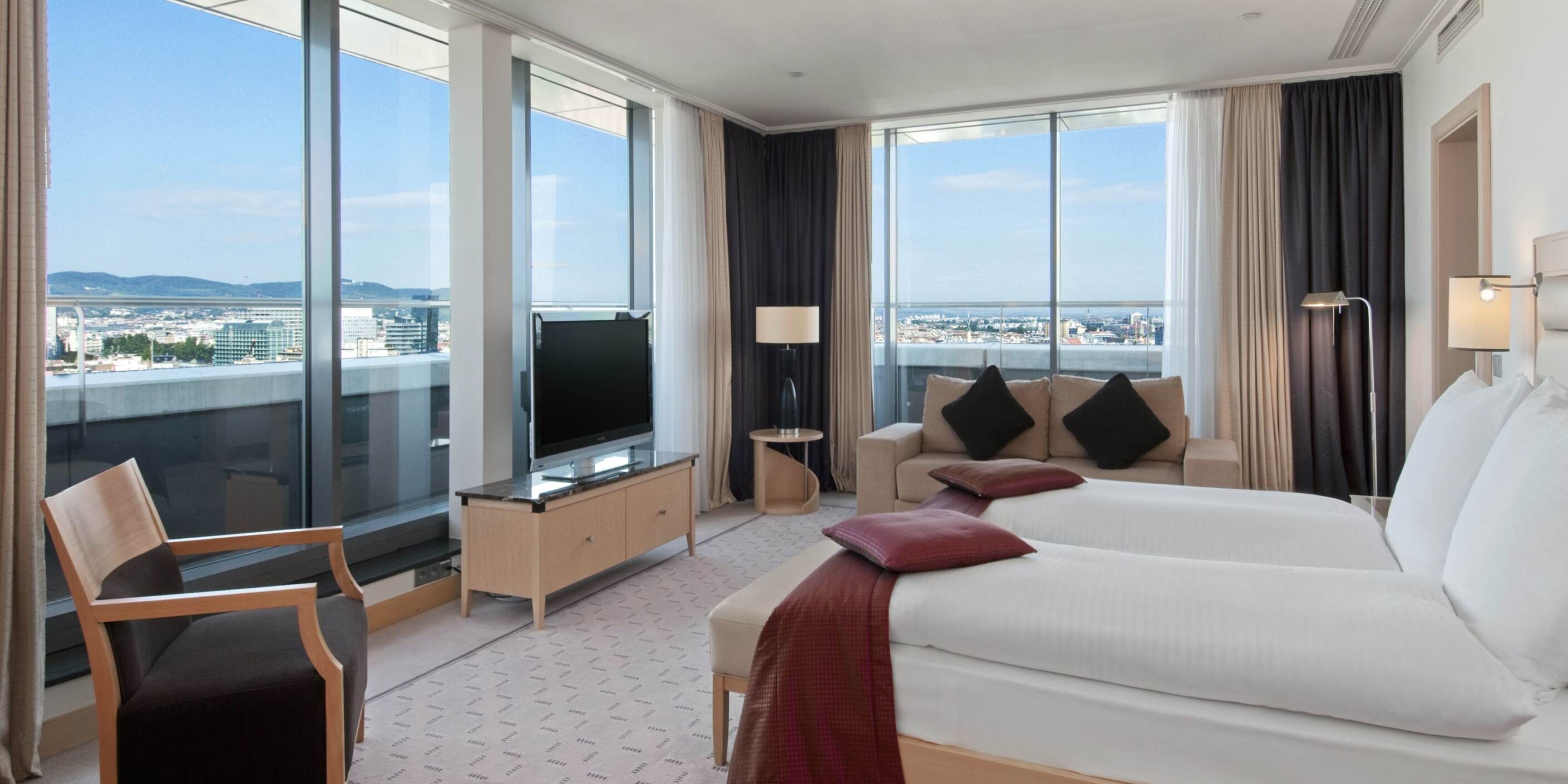 Hilton Vienna Park - 5-star hotel in Vienna